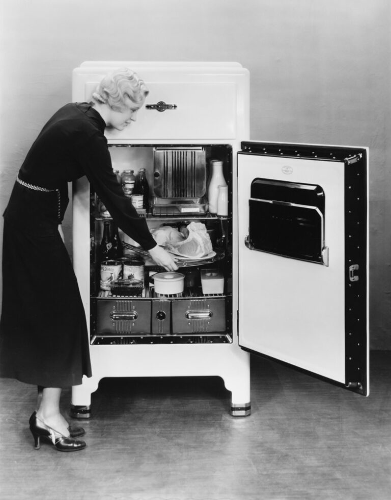 What 15 Groundbreaking Inventions Looked Like When They First Came Out ...